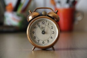 Why do I see 9:11 on the Clock? 11 Spiritual Meanings