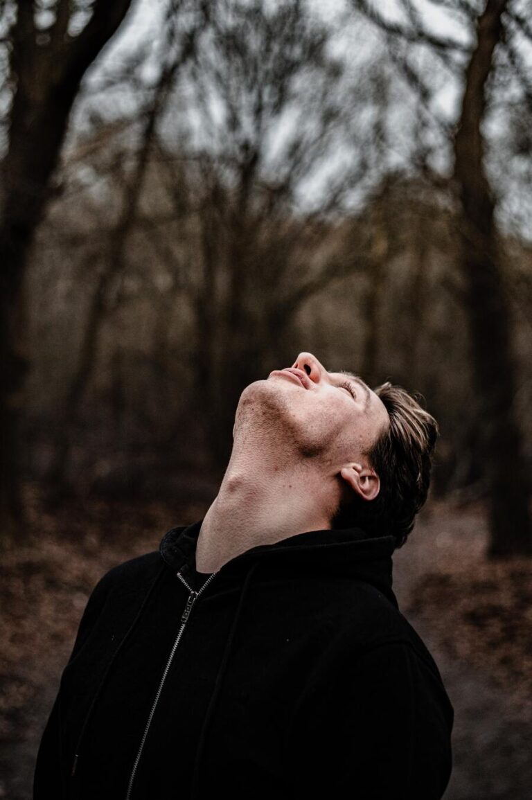 9 Tension in Jaw Spiritual Meanings (and Pain)
