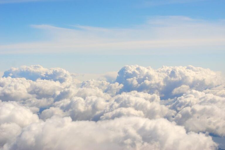 9 Cloud Symbolism & Spiritual Meanings (and Dark Cloud