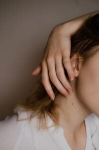 9 Stork Bite Birthmark Spiritual Meanings (Urban Legend)