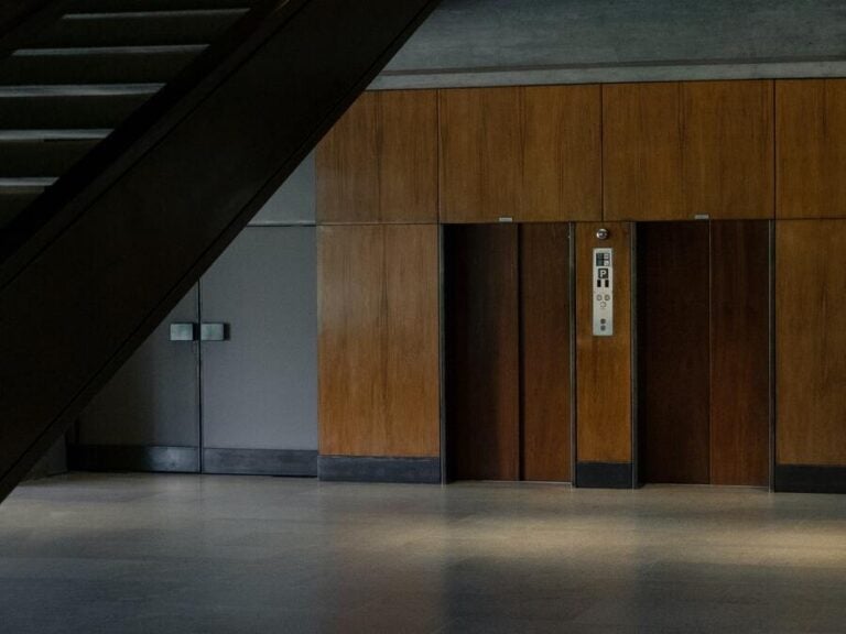 11 Meanings of a Falling Elevator in Dreams: It’s Bad Luck?
