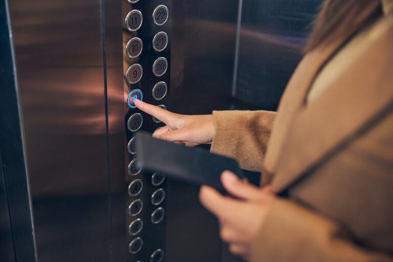11 Meanings of a Falling Elevator in Dreams: It’s Bad Luck?