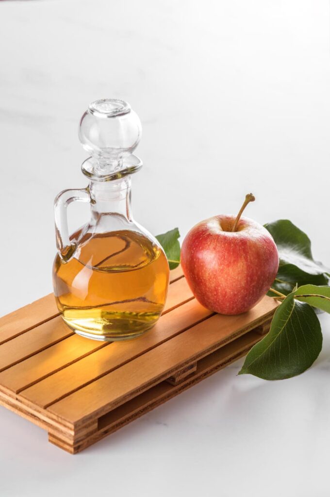 Vinegar Spiritual Meaning: Symbolism and 7 Signs